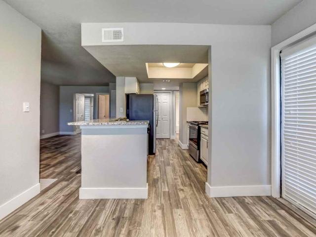 Waterside Apartments Tulsa 2 Bedroom Apartment for Rent at 1703 S Jackson Ave, Tulsa, OK 74107 Riverview Park