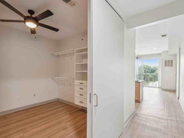 Waterside at River Park Apartments 2 Bedroom Apartment for Rent at 1800 Marinas Edge Way Ste 100, Louisville, KY 40206 Butchertown