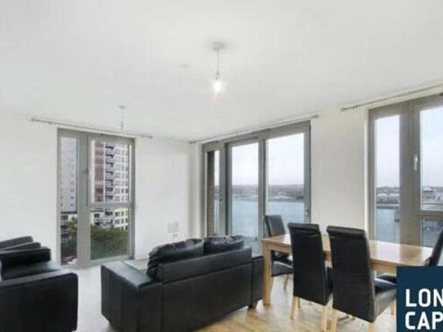 Waterside Heights, Booth Road, 2 Bedroom Apartment