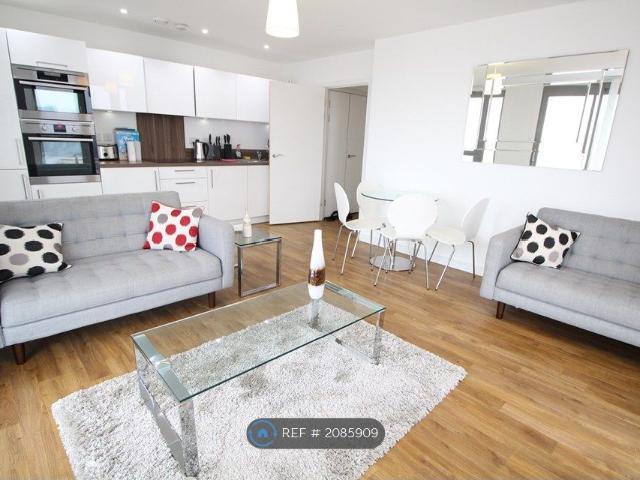 Waterside Heights, London E16, 2 bed flat to rent, £2,150 pcm | PrimeLocation