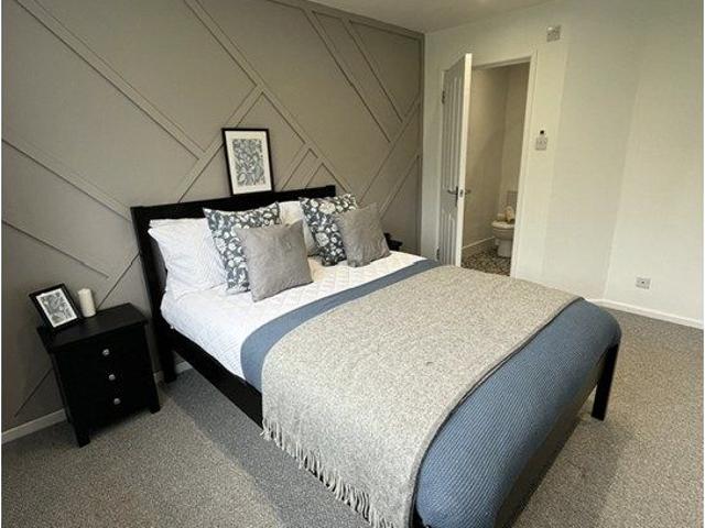 Waterside, Peartree Bridge, Milton Keynes MK6, Room to rent, £850 pcm | PrimeLocation