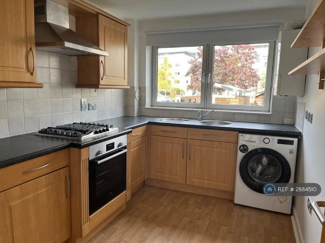 Waterside Place, Glasgow, G5 2 bed flat to rent £1,150 pcm £265 pw