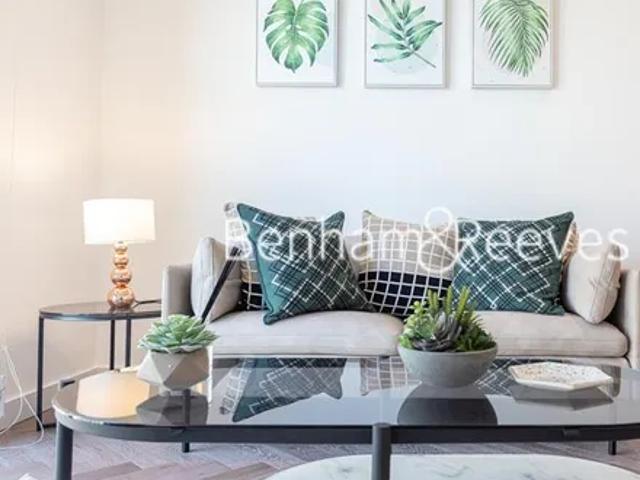 Waterside Promenade, St. George in the East, London, E1W 2DP, United Kingdom | 1 bed apartment for rent #136750193 | Rentberry