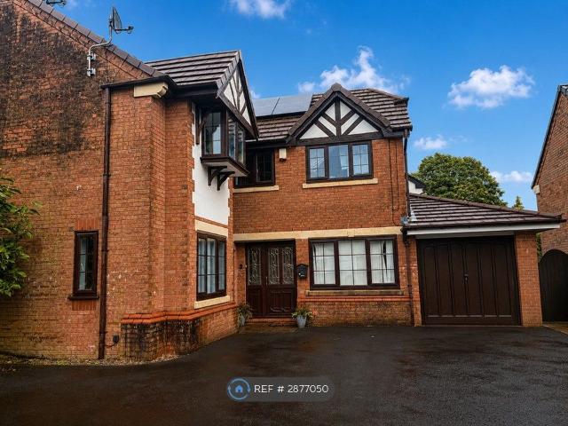 Waterslea Drive, Bolton BL1, 6 bed detached house to rent, £2,300 pcm | PrimeLocation