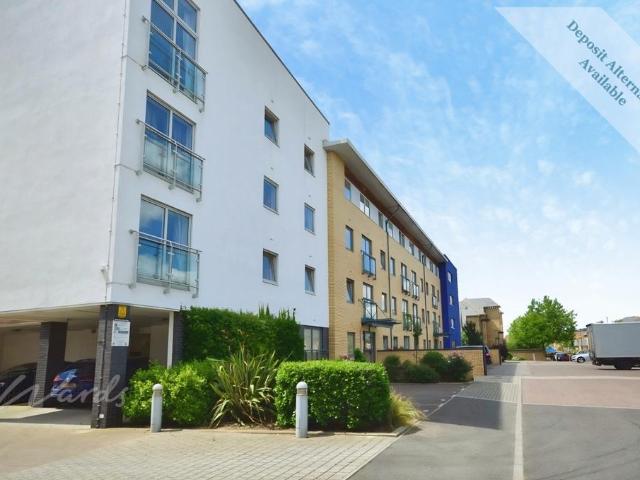 Watersmeet St. Marys Island ME4 1 bed apartment to rent £1,090 pcm £252 pw
