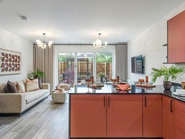 Watertoun Road, Edinburgh, 3 Bedroom Town