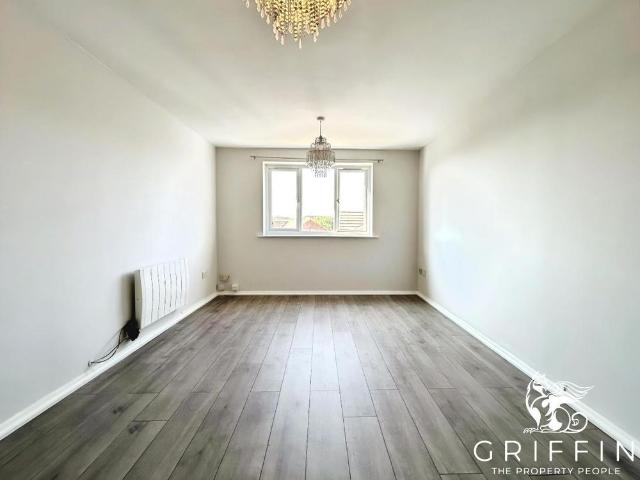 Waterville Drive, Vange, Basildon, SS16