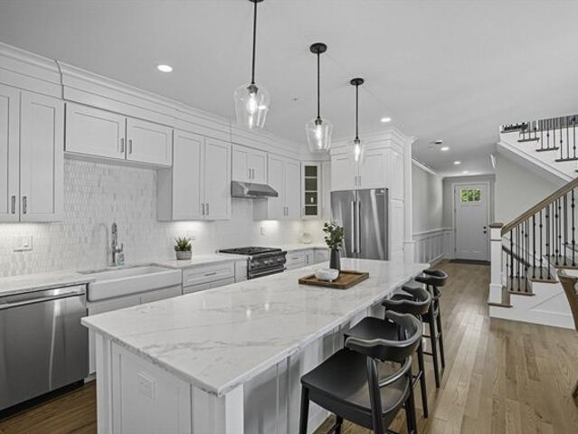 Waterville Ln Unit,hopkinton, Condo For Sale