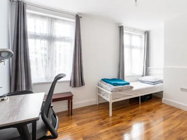 Watford Road, London, HA1 3SS, United Kingdom | 4 bed apartment for rent #167654404 | Rentberry