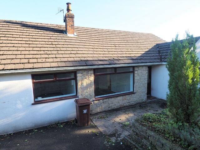Watford Road, New Mills SK22, 4 bed detached bungalow to rent, £1,500 pcm | PrimeLocation