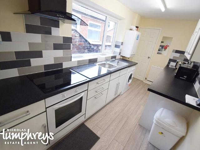 Watford Street, Stoke On Trent ST4 3 bed terraced house to rent £1,083 pcm £250 pw