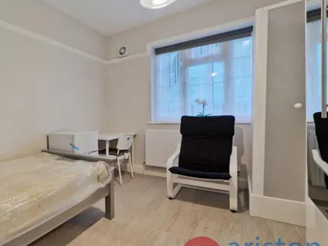 Watford Way, London, NW4 3AL, United Kingdom | Room for rent #165994808 | Rentberry