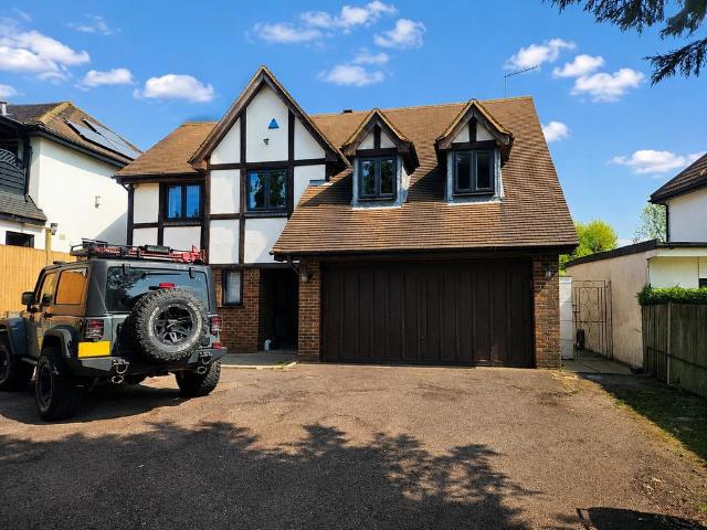 Watford Way, Mill Hill, NW7 5 bed detached house to rent £4,650 pcm £1,073 pw