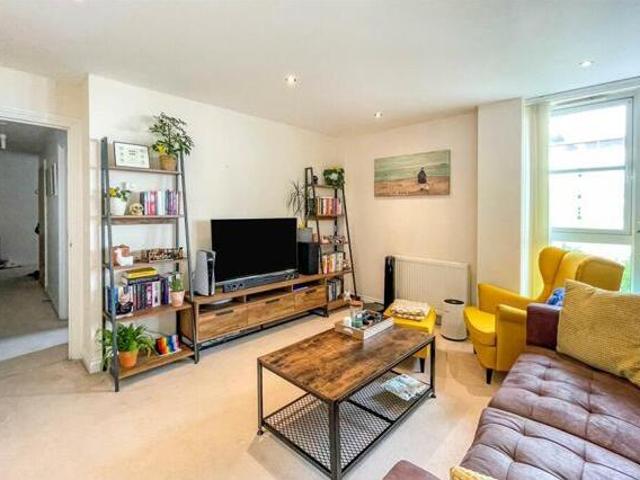 Watkin Road, Leicester, 2 Bedroom Apartment