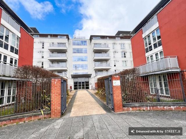 Watkin Road, Leicester, LE2 3 bed flat to rent £1,495 pcm £345 pw
