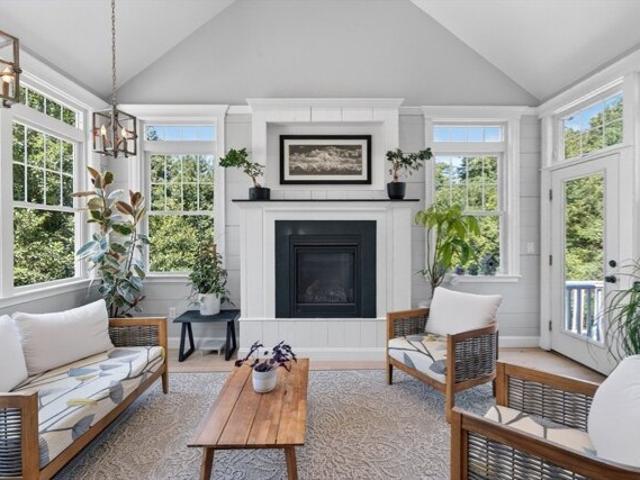 Watkins Ln, Southborough, Home For Sale