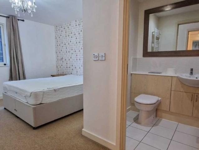Watkiss Way, Grangetown CF11, 2 bed flat to rent, £1,250 pcm | PrimeLocation