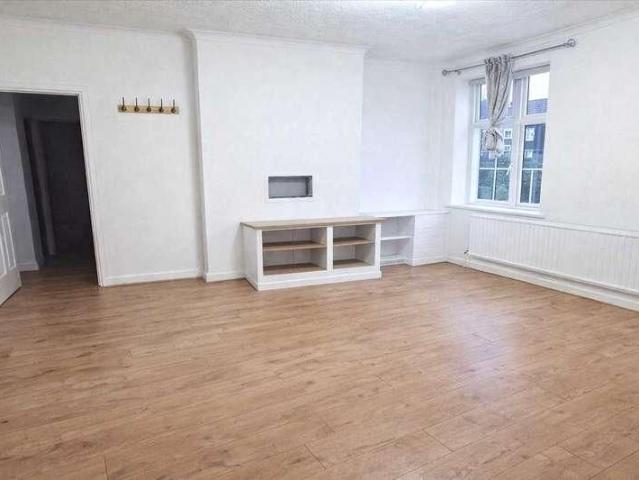Watling Avenue, Burnt Oak, HA8