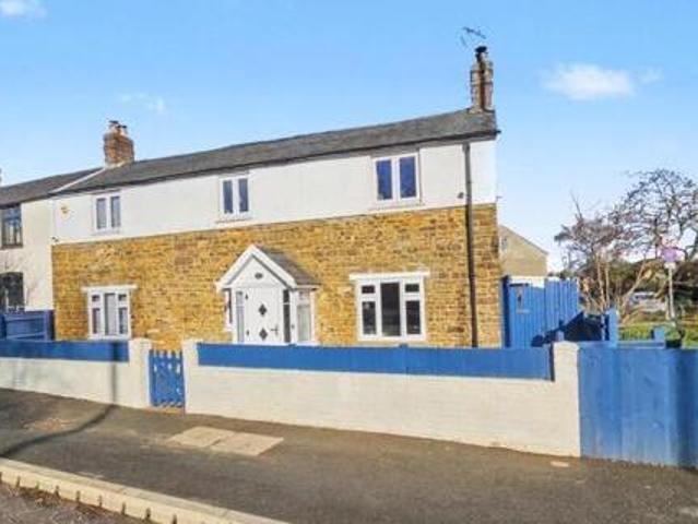 Watling Street East, Fosters Booth, 3 Bedroom Cottage