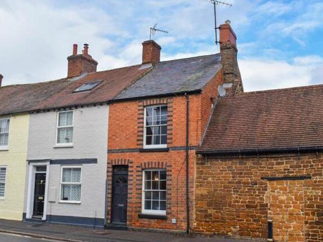 Watling Street East, Towcester, 2 Bedroom Terraced