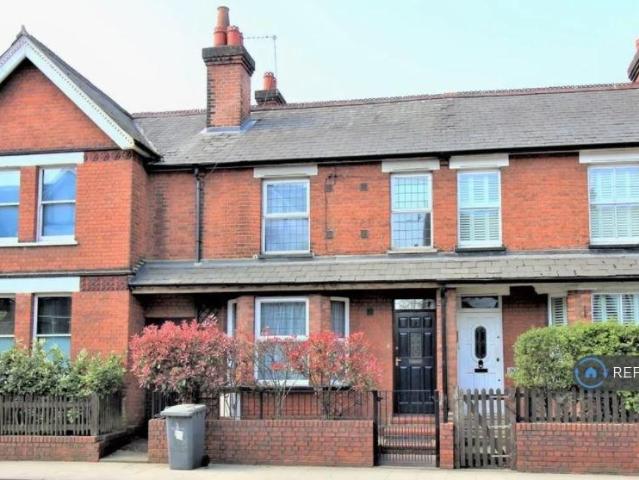 Watling Street, Radlett, WD7 3 bed terraced house to rent £2,300 pcm £531 pw