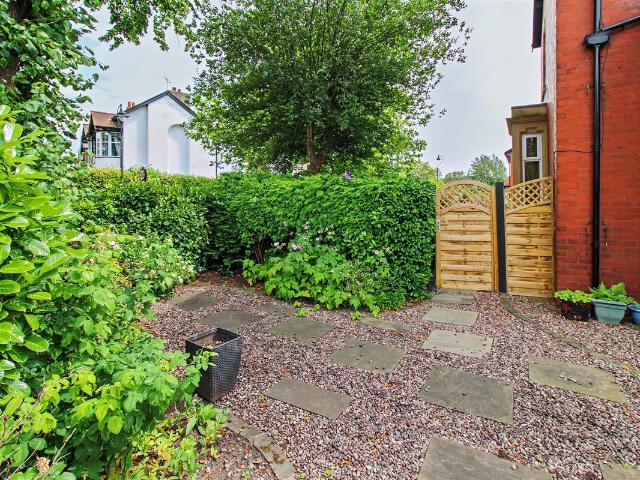 Watling Street Road, Fulwood, Preston PR2, 4 bed semi detached house to rent, £2,000 pcm | PrimeLocation