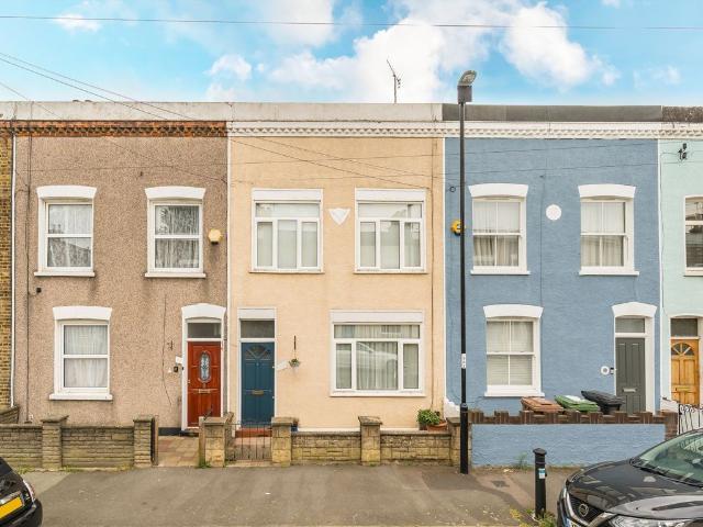 Watlington Grove, Sydenham SE26, 3 bed property to rent, £2,500 pcm | PrimeLocation