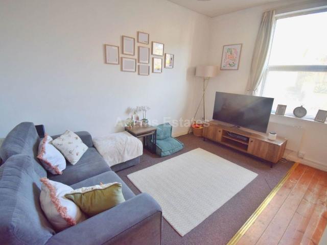 Watlington Street, Reading RG1, 1 bed flat to rent, £1,150 pcm | PrimeLocation