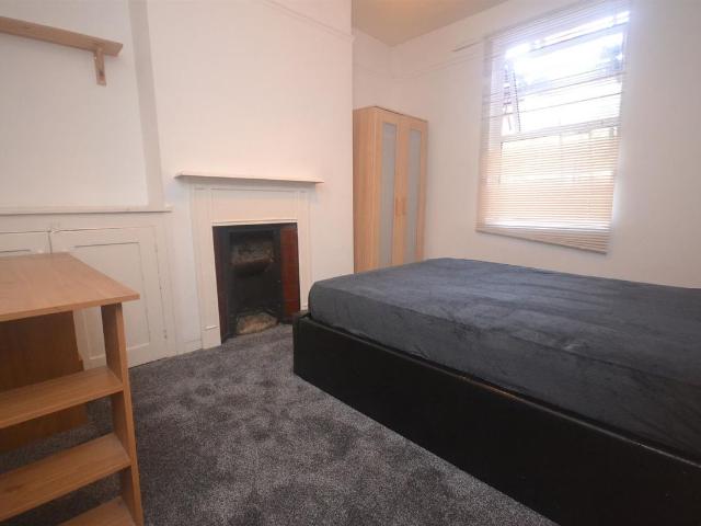 Watlington Street, Reading RG1, Room to rent, £525 pcm | PrimeLocation