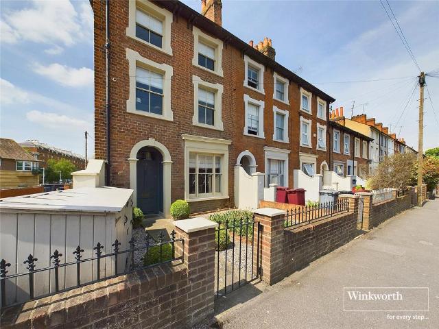 Watlington Street, Reading. 3 bed end of terrace house to rent £2,250 pcm £519 pw
