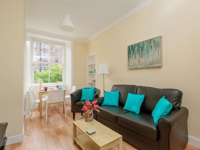 Watson Crescent, Polwarth, Edinburgh EH11, 1 bed flat to rent, £1,100 pcm | PrimeLocation