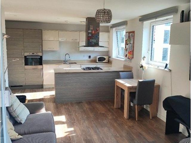 Watson Heights, Chelmsford CM1, 2 bed flat to rent, £1,850 pcm | PrimeLocation