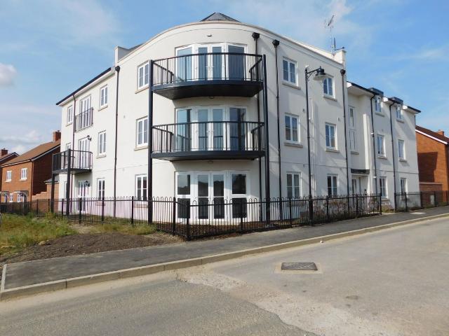 Watson Lane, Berewood PO7, 2 bed flat to rent, £1,360 pcm | PrimeLocation