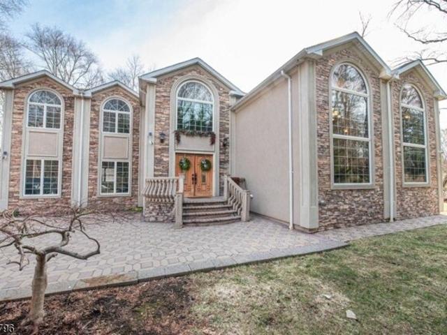 Waughaw Rd, Montville Township, Home For Sale
