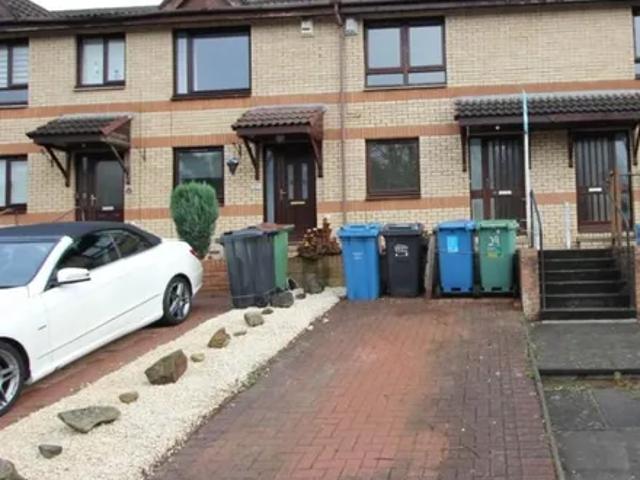 Waukglen Place, Glasgow, G53 7JD, United Kingdom | 2 bed townhouse for rent #134901524 | Rentberry