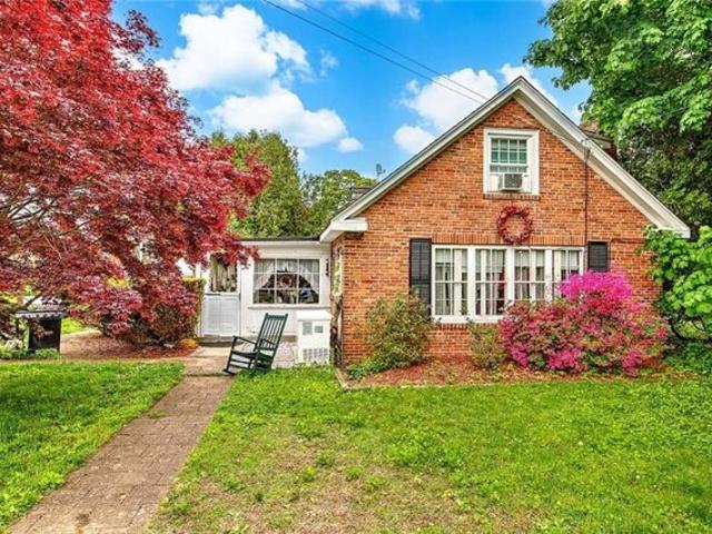 Waumsett Ave, Cumberland, Home For Sale