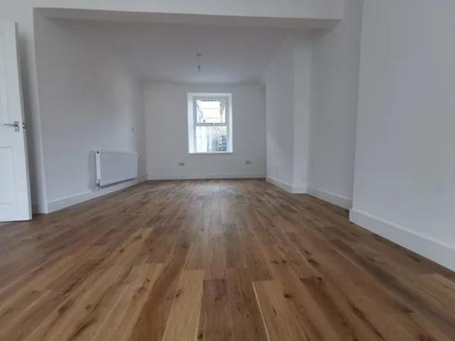 Waun Wen Road, Swansea, SA1