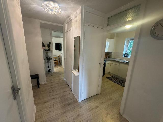 Wavel Place, London, SE26 3 bed flat to rent £2,450 pcm £565 pw