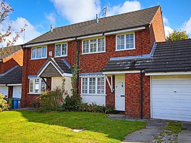 Waveney Drive, Altrincham, Manchester 3 bed semi detached house to rent £1,495 pcm £345 pw