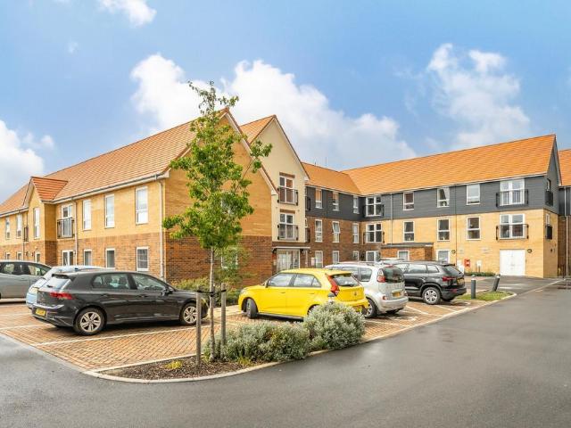 Waveney Place, Harleston, IP20 1 bed flat to rent £1,845 pcm £426 pw