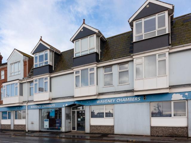 Waveney Road, Lowestoft NR32, 1 bed flat to rent, £900 pcm | PrimeLocation