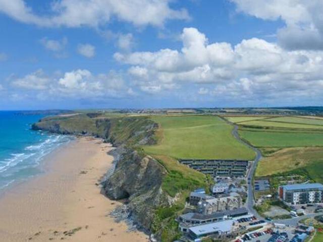 Waves, Watergate Bay, 2 Bedroom Apartment