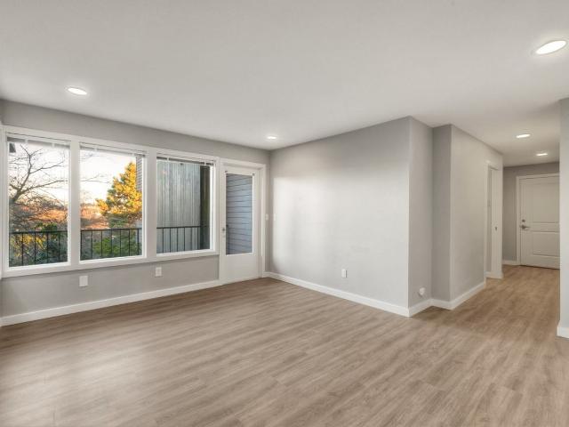 Waverly Place Apartments 2 Bedroom Apartment for Rent at 2020 Waverly Pl N, Seattle, WA 98109 Westlake