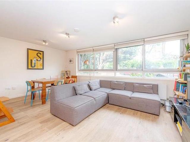 Waverley Court, Steeles Road, Belsize. 2 bed flat to rent £3,350 pcm £773 pw