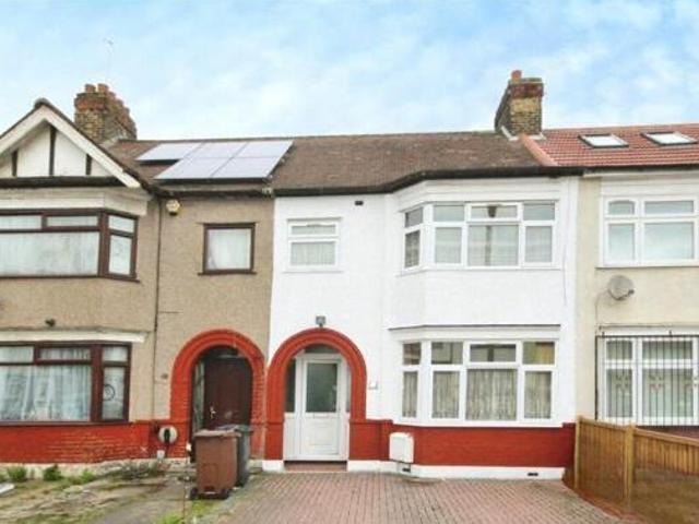 Waverley Gardens, Barking, 3 Bedroom Terraced
