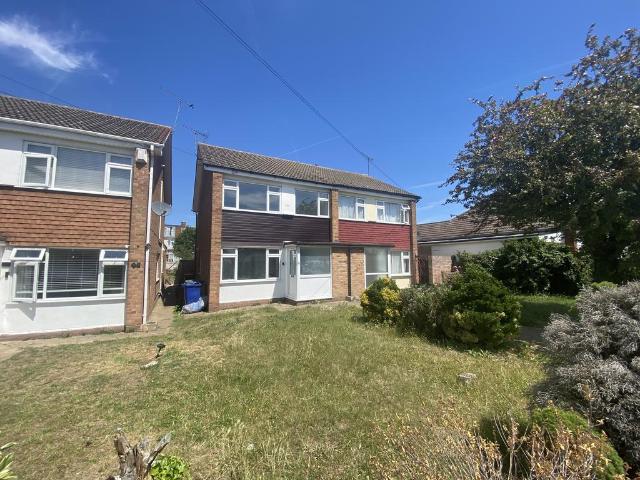 Waverley Gardens, Grays, RM16 3 bed house to rent £1,850 pcm £427 pw