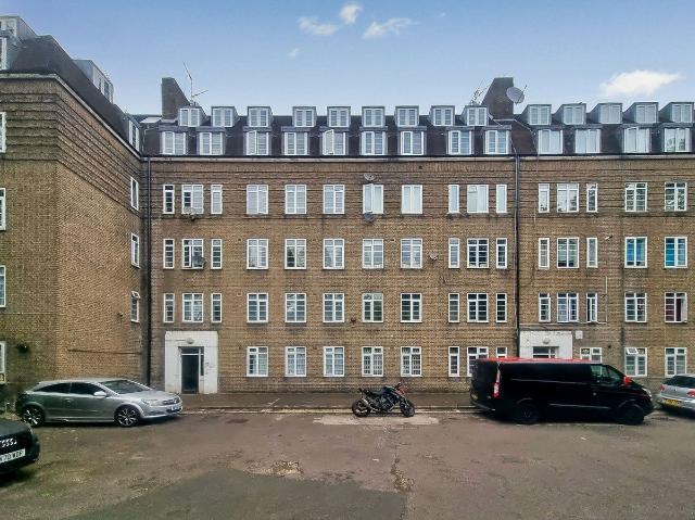 Waverley Grove, Finchley N3, 1 bed flat to rent, £1,300 pcm | PrimeLocation