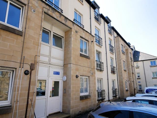 Waverley Park, Abbeyhill, Edinburgh EH8, 2 bed flat to rent, £1,400 pcm | PrimeLocation