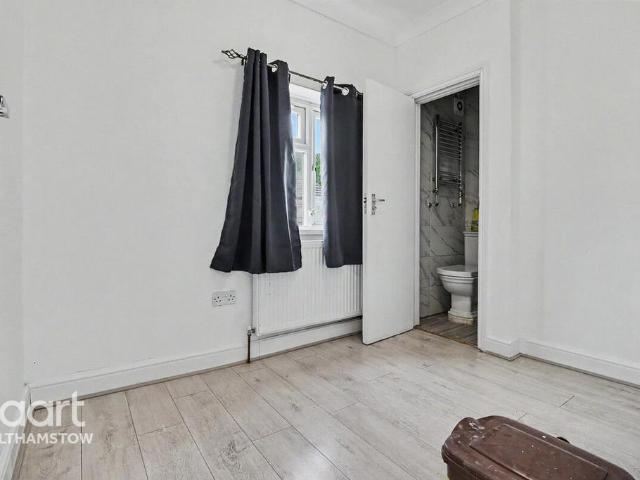 Waverley Road, LONDON 2 bed flat to rent £1,700 pcm £392 pw