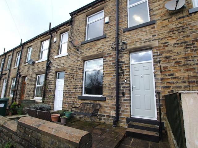 Waverley Street, Slaithwaite, Huddersfield HD7, 3 bed terraced house to rent, £1,100 pcm | PrimeLocation